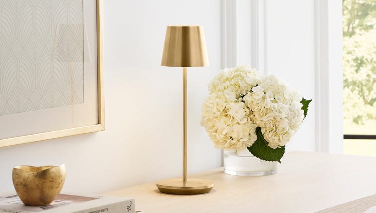 Signature Designer Light Fixtures | Experience Visual Comfort & Co.