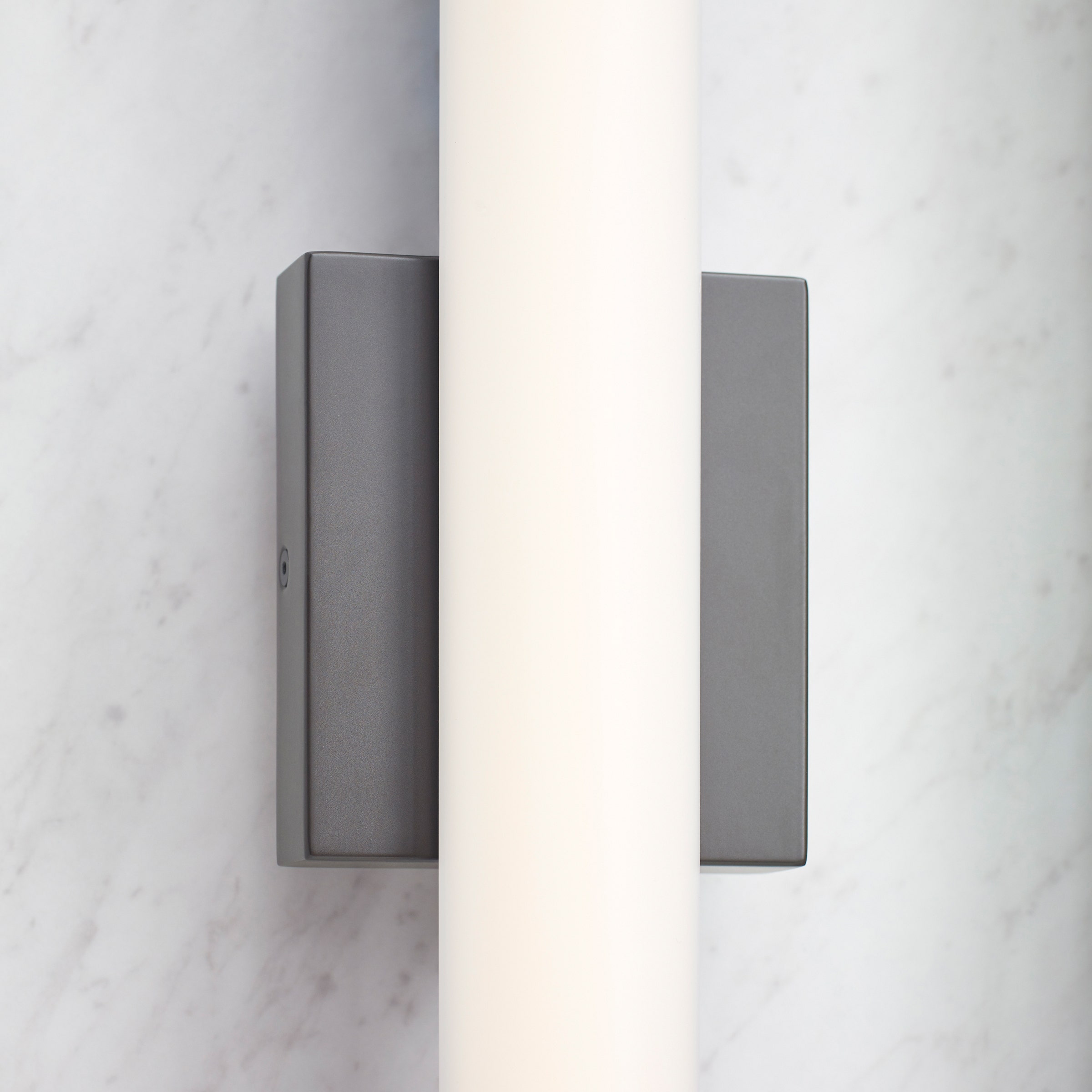 Finn 24 Bath - 700BCFINN24 | Visual Comfort