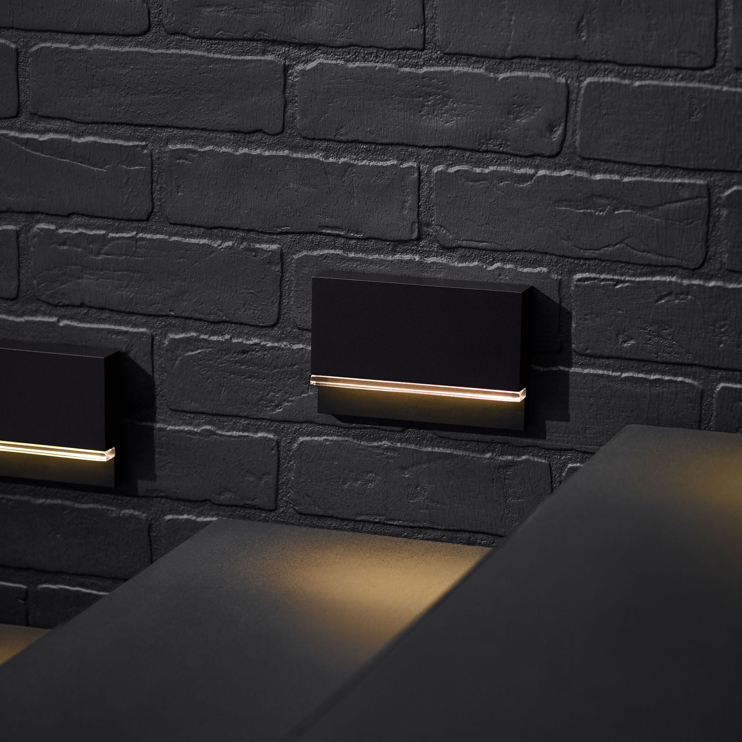 Wend Outdoor Wall/Step Light - 700OSWEND | Visual Comfort