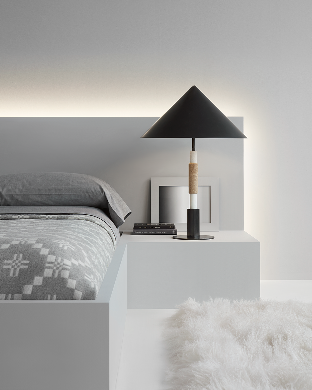 Mira Medium Stacked Table Lamp - KW3607 | Visual Comfort