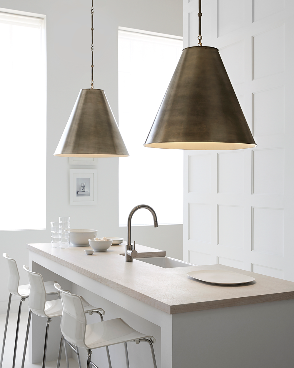 Goodman Large Hanging Lamp - TOB5014 | Visual Comfort
