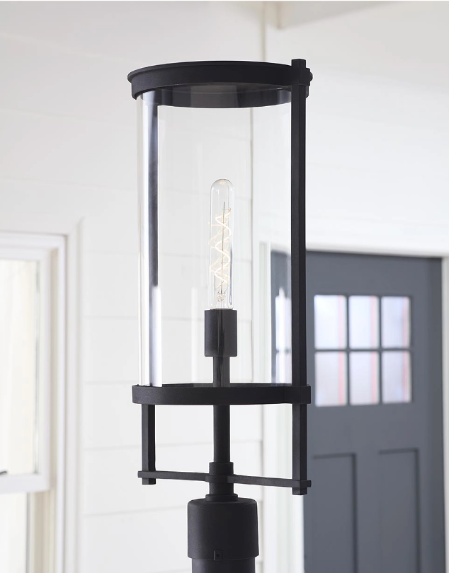 Selecting the Best Light Post for Your Front Yard